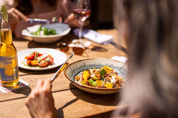 Food and Drink - Swan Walton